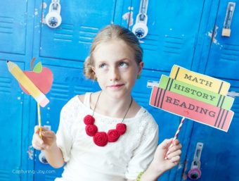 10 DIY Back to School Photo Props
