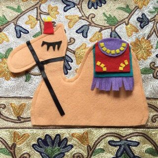 10 Cute and Cheery Camel Crafts for Kids