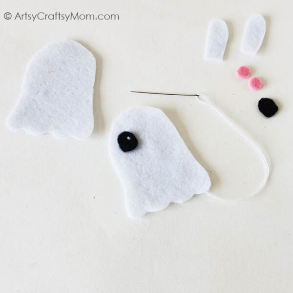 Cute and Easy Felt Ghost Plush Halloween Craft